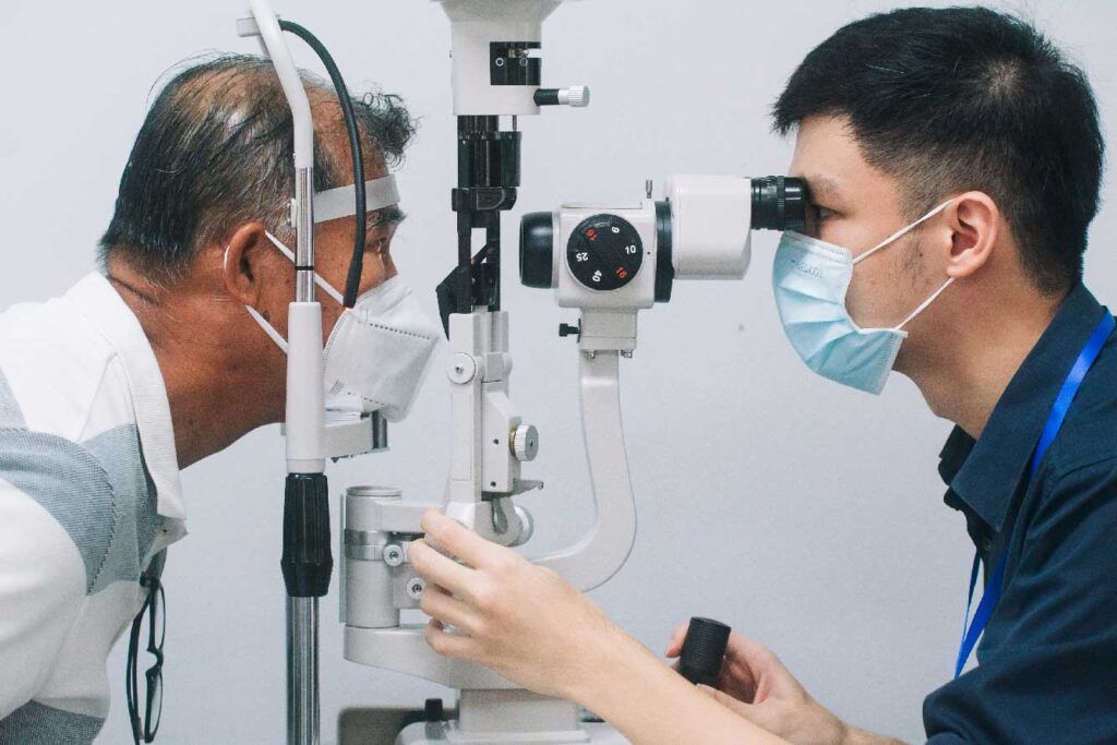 100 Free Eye Screenings - Rx optometry